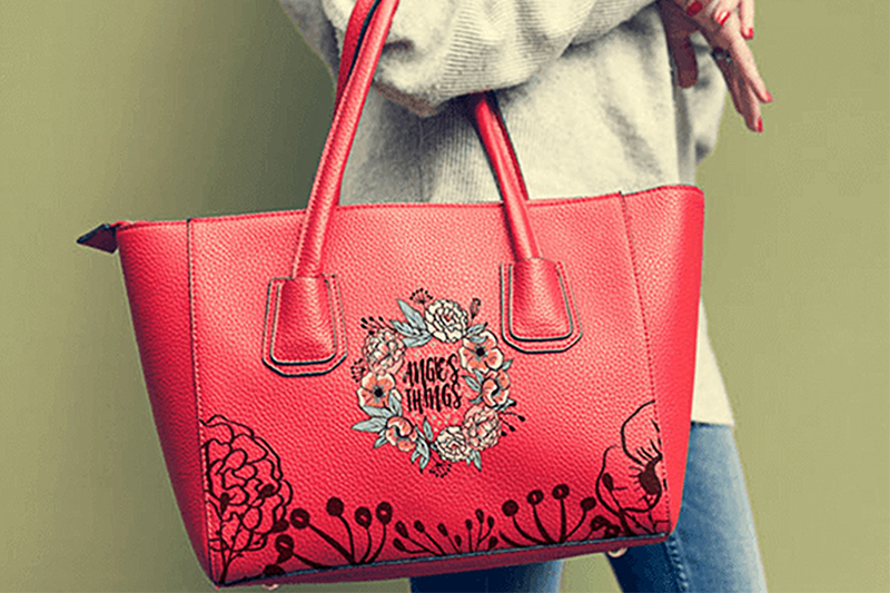 Find out how you can print directly onto leather with flatbed UV printer