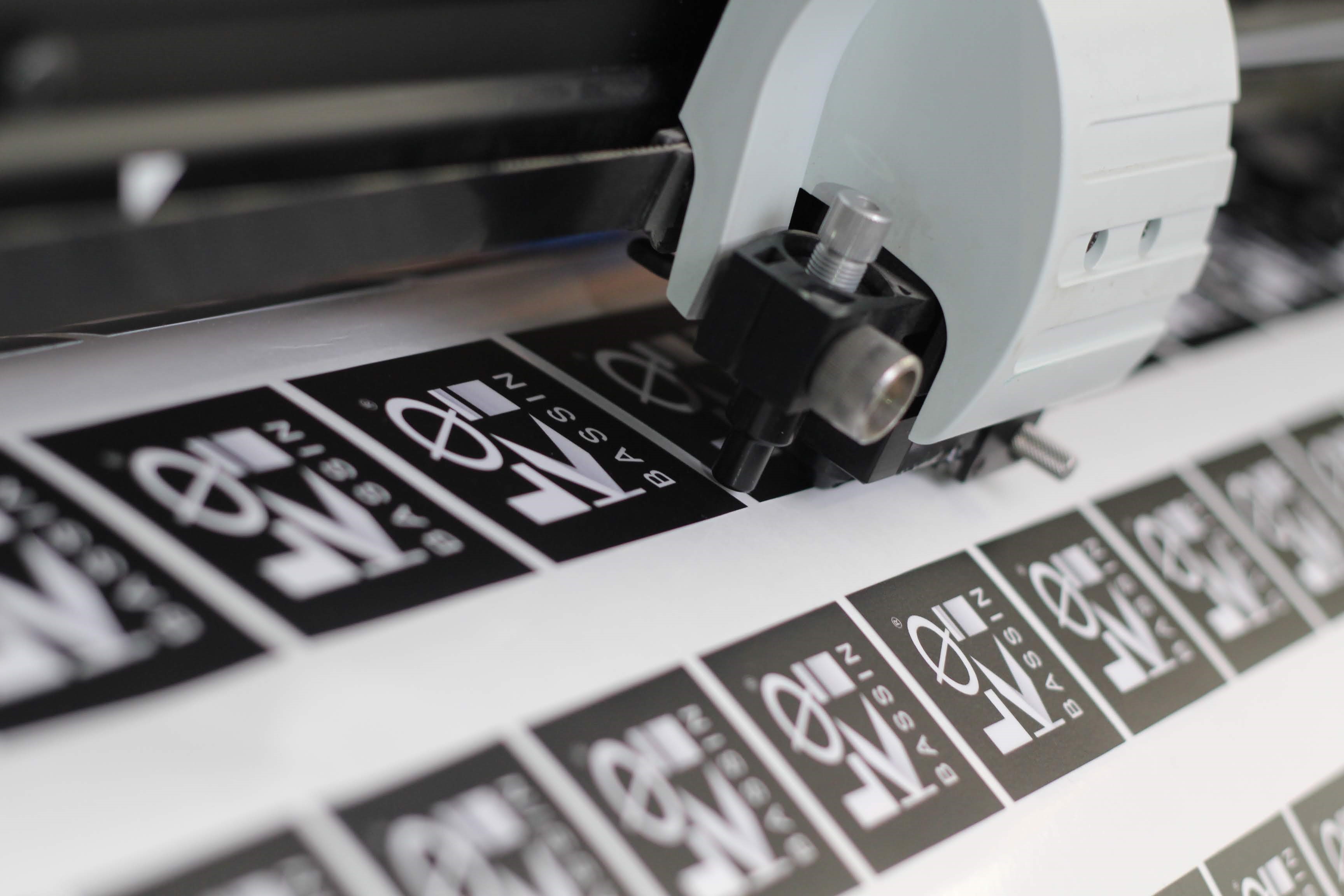 LOKI BASSIN strengthens its printing capabilities by adding the Roland ...